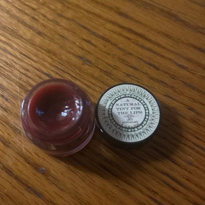 DIY Pure Beeswax Rounds Historical Crafting Honey Bee Molded Wax Rounds ...