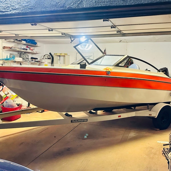 State of Michigan - Great Lakes -vinyl Decal - State Silhouette ...