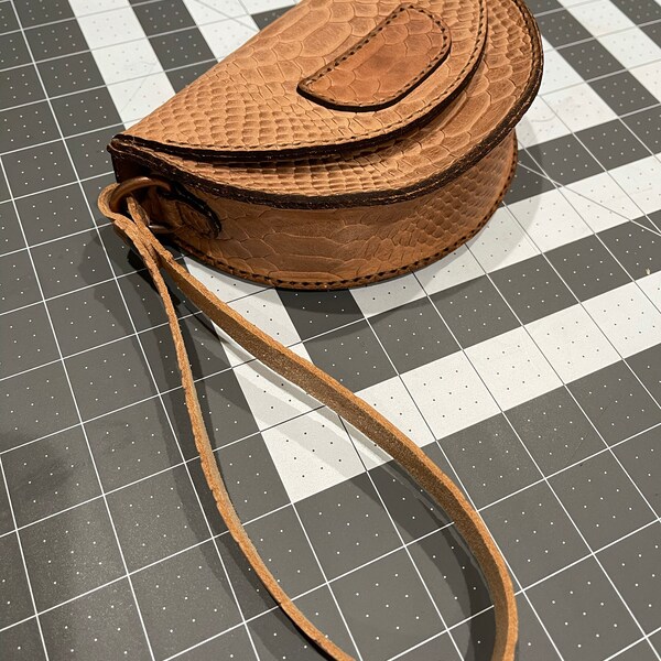 Leather Half Moon Crossbody Bag PDF Pattern | Leather Shoulder Template ...