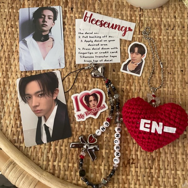 Hobi Tour Inspired Acorn Amigurumi Charm - Etsy