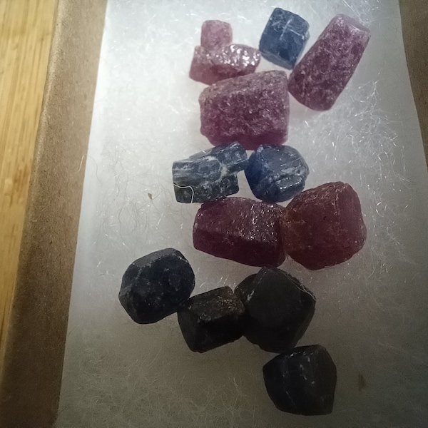 Mixed Ruby & Sapphire Crystals, Small Rough Natural Ruby Crystals and ...