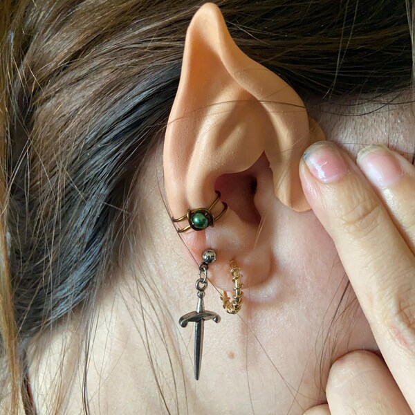 Stackable Beaded Ear Cuff - Custom Colors Available - Etsy