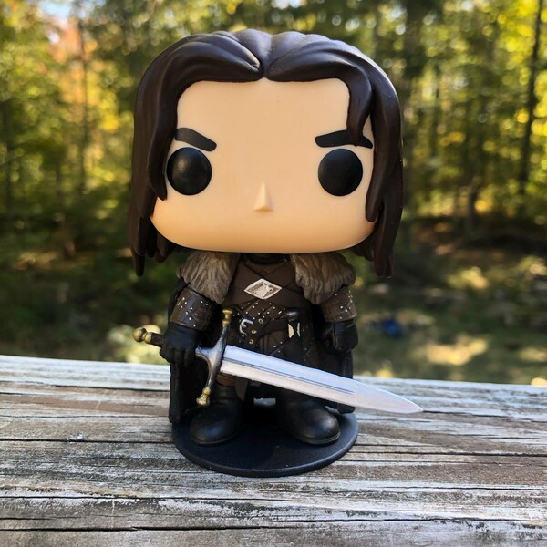 Custom Pop of Queen Rhaenyra Targaryen. From S02E01 of HOTD. Rhaenyra ...