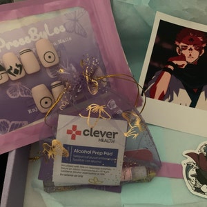 Jinx glow in the Dark - Etsy