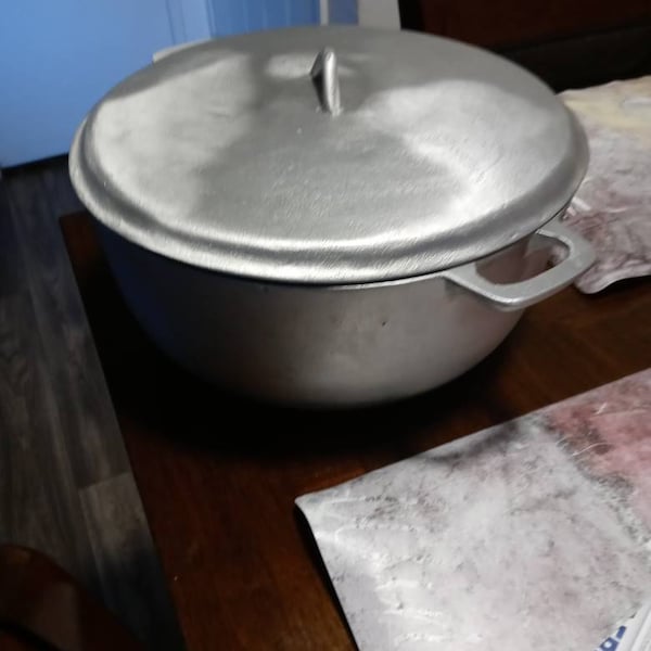Jamaican DUTCH POTS (with Cover) - FREE Shipping | Traditional 100% ...