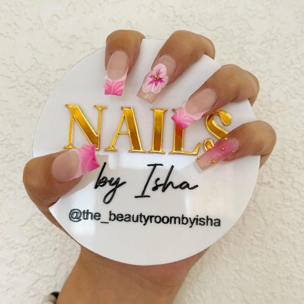 Customizable Acrylic Nailfie Disk: Enhance Manicure Photos & Nail Art ...