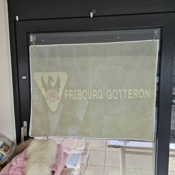 Latch Hook Cartoon Girl's Back View Hand-woven Carpet Home Decoration ...