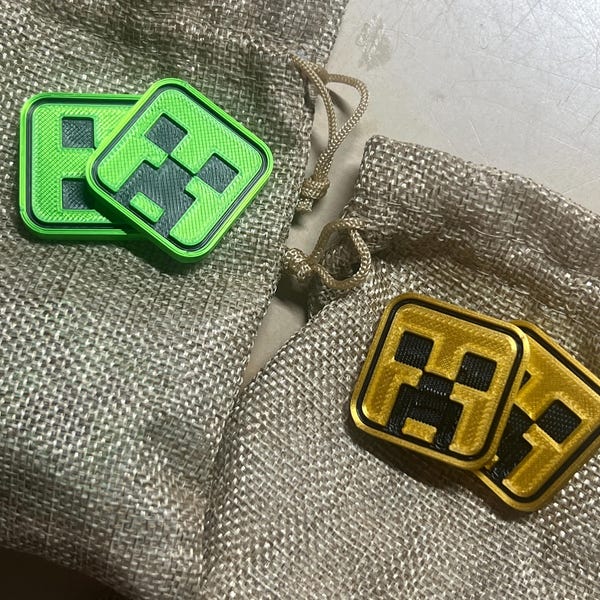 Custom Roblox-themed Acrylic Name Tag, Kids Name Keychain, Lunch Box ...