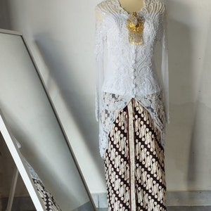 Kebaya off Shoulder, Custom Kebaya Modern, Custom Formal Event Dress ...