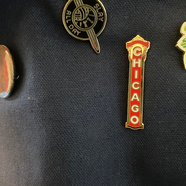 Chicago - Hard Enamel Pin - Etsy