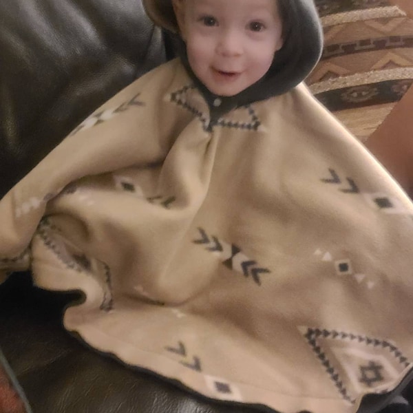 Car Seat Poncho Fleece Cape Coat Cold Carseat Girl Boy Toddler Blanket ...