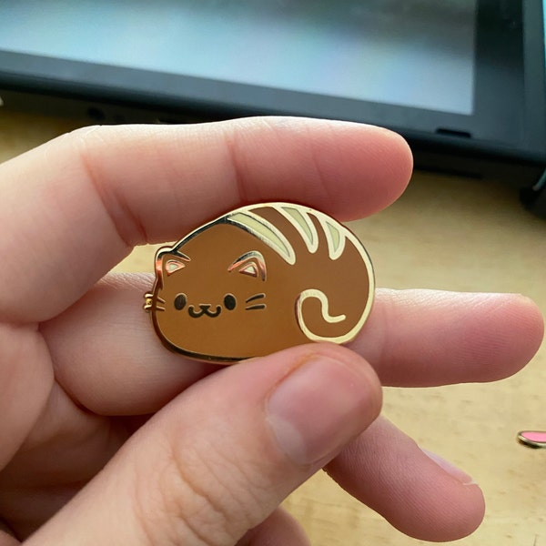Cat Loaf Hard Enamel Pin | Bread Kitty Lapel Pin | Cute Round Bun Cats ...