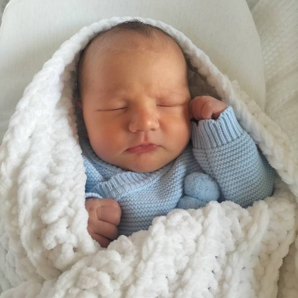 Handmade Soft Baby Blanket: Neutral Super Soft Yarn - Etsy UK