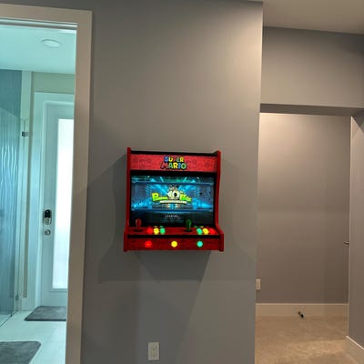 24 Screen Two Player Wall Mount Arcade Machine With LED Buttons and ...