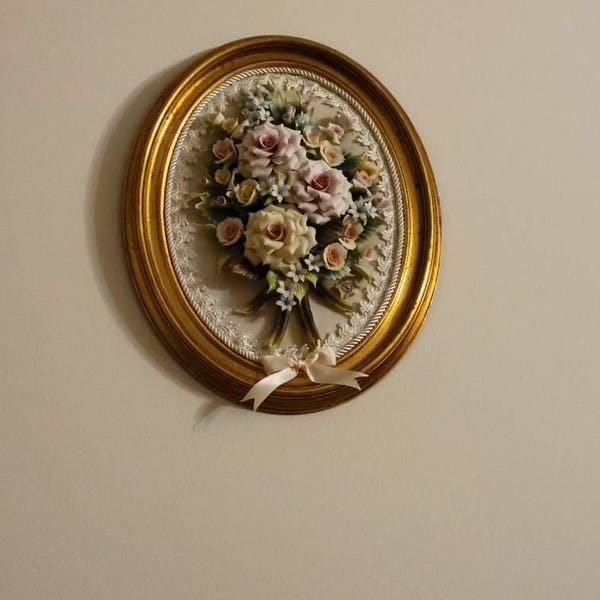 Handmade Porcelain Flower Bouquet in Oval Frame Wall Flower Plaque ...