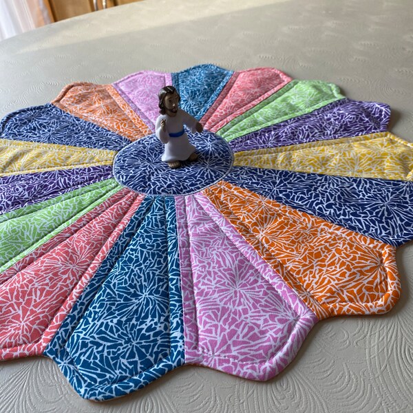 Candy Canes Winter Christmas Hexagon Handmade Table Topper, Centerpiece ...