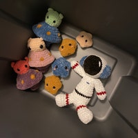 Weebee the Space Invader No Sew Crochet Pattern - Etsy Canada