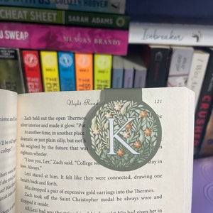 Just One More Chapter Magnetic Bookmark Handmade Bookmark Bookish Gifts ...