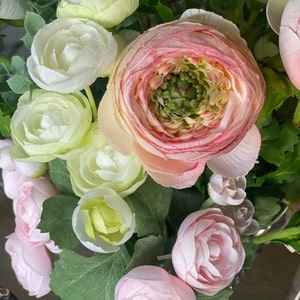 13 Faux Blush Ranunculus Stem - Etsy