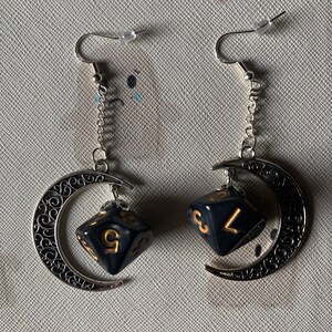 Dnd D8 Dice Crossbow Necklace Silver Finishing Dnd Swag - Etsy UK