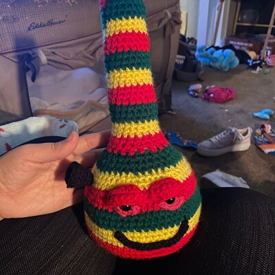 Crochet Bong Pattern Bong Buddy Crochet Pattern 420 Friendly Weed Gift ...