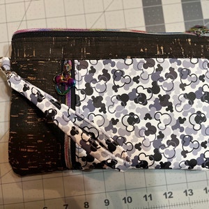 The Zippy Clutch™ PDF Pattern With Video Tutorial This is NOT - Etsy