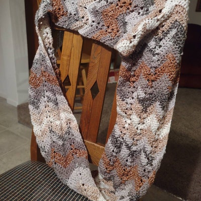 Crochet Pattern Fall Infinity Scarf Easy Chevron Infinity Crochet Scarf ...