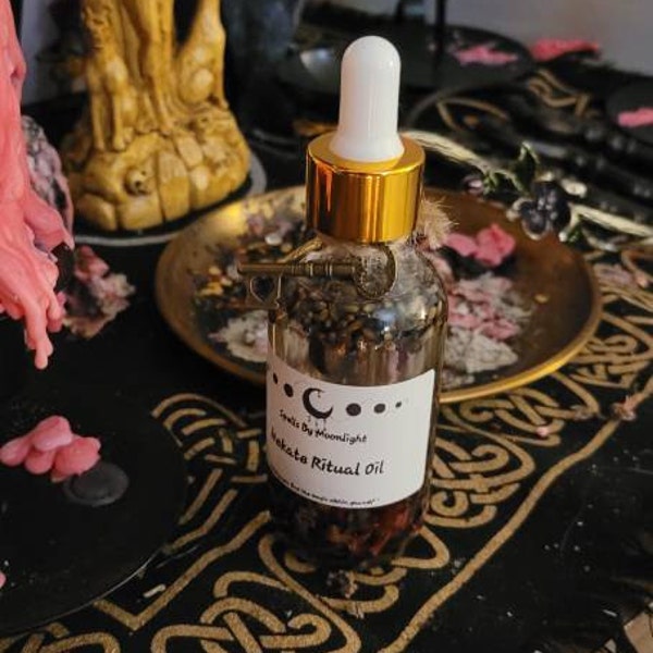 Hekate Ritual Oil for Invoking and Honoring Hekate Herb and Crystal ...