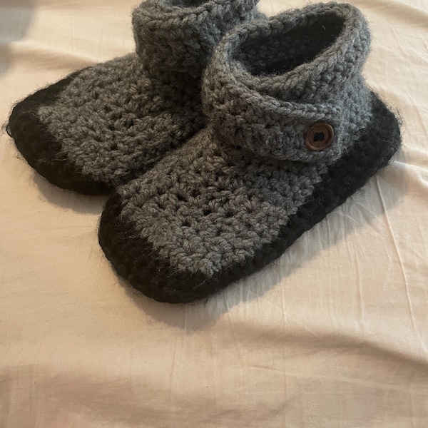 Adult CABIN SLIPPERS Crochet Pattern, Cabin Slippers, Adult Slippers ...