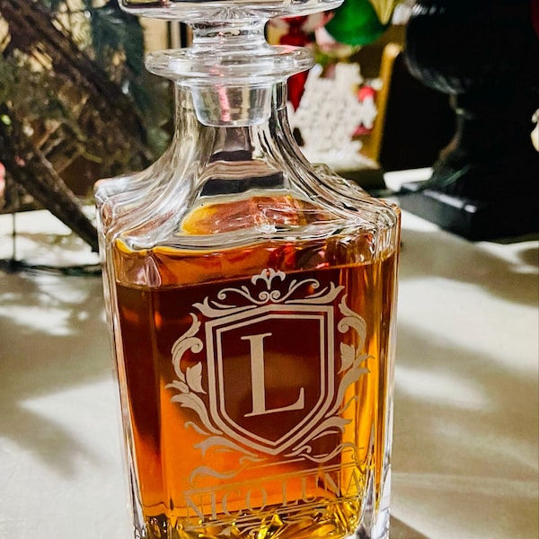 Custom Whiskey Decanter Set With Premium Engraving Quality, Groomsman ...