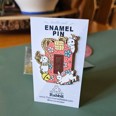 Crayon Set Enamel Pin, Retro Pin, Hard Enamel Pin, Crayon Art, Gift for ...