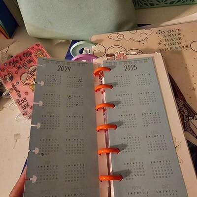 Editable Bright Rainbow Undated, Vertical Weekly Planner/binder ...