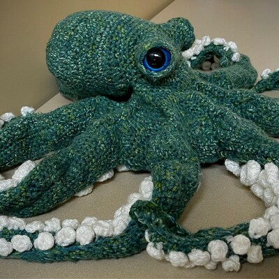 Predator Amigurumi Crochet Pattern - Etsy