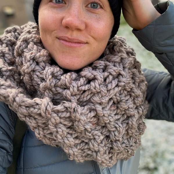 Outlander Cowl: Knitting Pattern for Claire's Chunky Scarf - Etsy