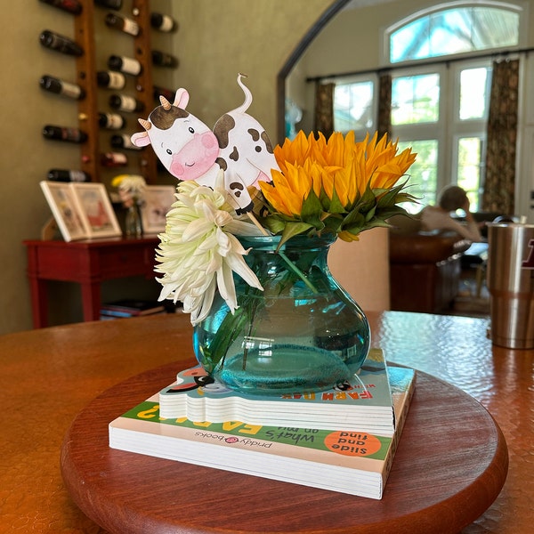 Set of 8 Farm Centerpieces, Barnyard Animals, 4" Farm Animal Cutouts ...