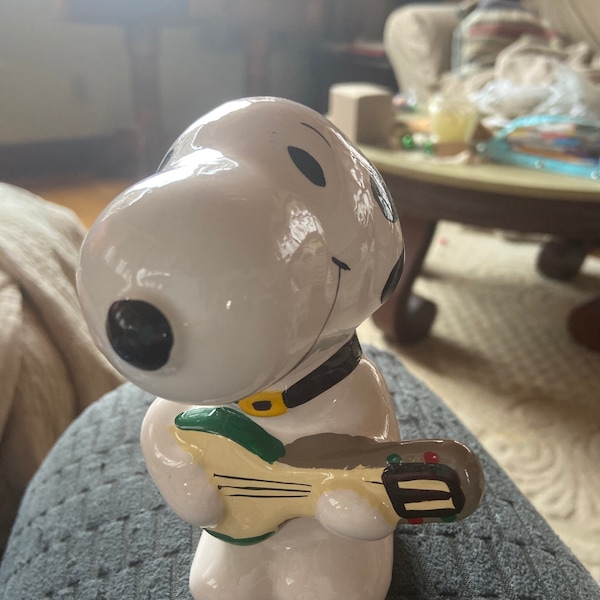 90's "marbles" Playing Banjo Ceramic Piggy Bank - Snoopy's Brother ...