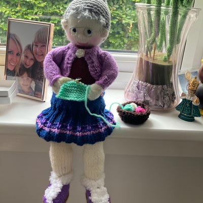 Knitting Pattern. PDF Digital Download. Knitting Nana Shelf Sitter ...