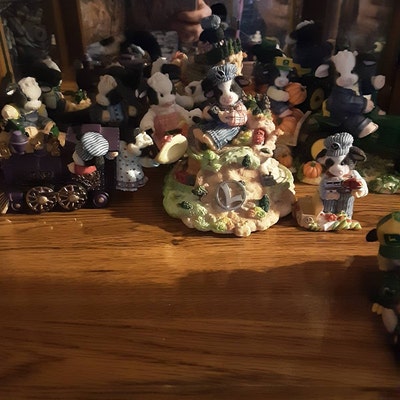 Fabulous 1940s Morton Pottery Flying Seagull Figurine, Bird Figurine ...