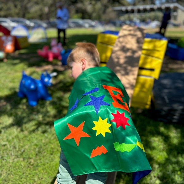 DIY Superhero Cape Decorating Kit, No Glue, Party Activity - Etsy