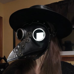 Peridot Green Theme Masquerade Mask With Peacock Feathers | Etsy