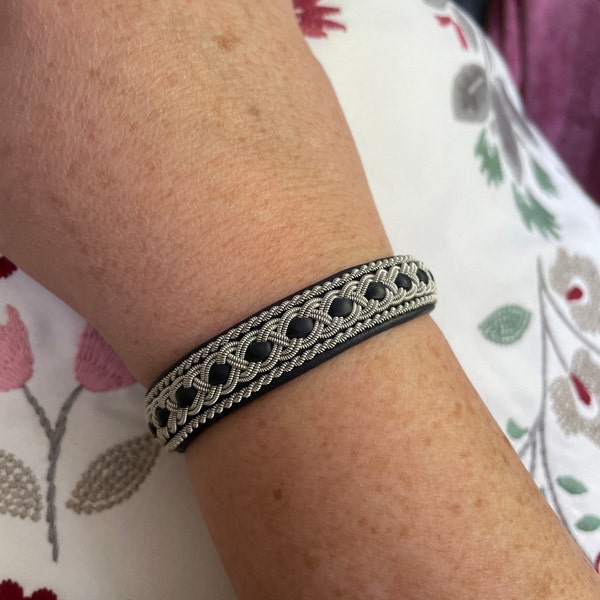 Sami Bracelet NARRE in Reindeer Leather | Handmade Saami Woven Jewelry ...