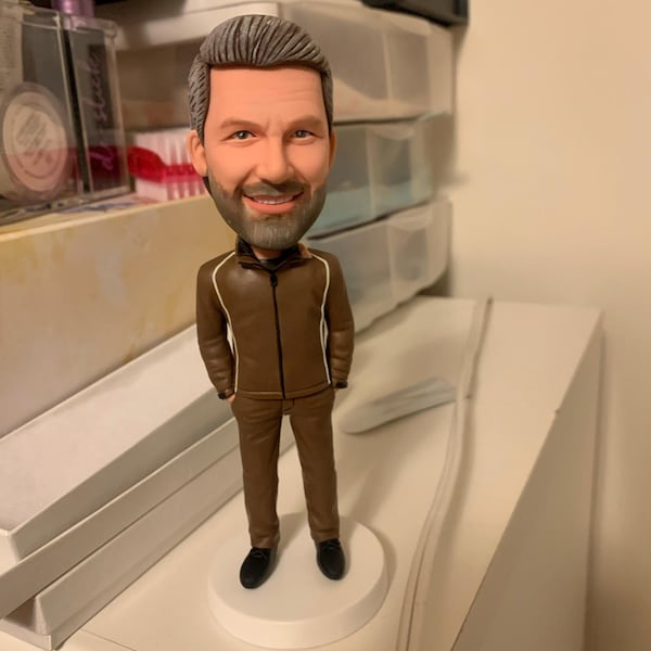 Personalized Wedding Cake Bobbleheads, Custom Figurine Wedding Cake ...