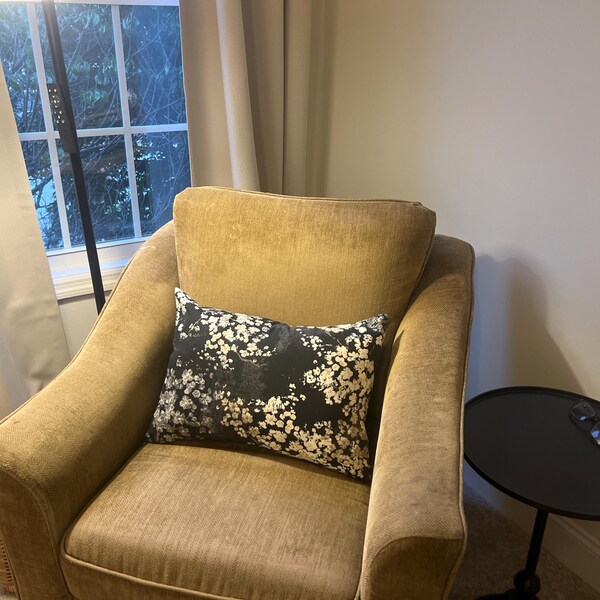 Kelly Ripa Home Flower Mania in Shell Decorative Pillow Cover. Accent ...