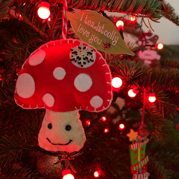 Cornish Piskie, Merryn, Wooden Doll, Piskie Figurine, Pixie, Piskie Peg ...