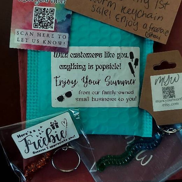 Candy Worm Keychain, Gummy Worm Keyrings, Snack Food Nostaglia Bag ...