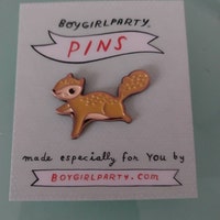 Enamel Pin CAT BEE Cat Pin -- Bee Pins -- Honey Bee Brooch -- Bumble ...