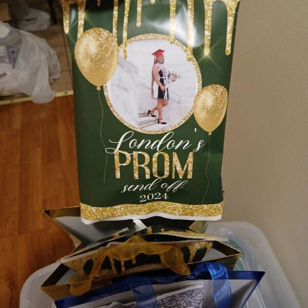 VIP Invitation, Gold VIP Insert for Lanyard, VIP Pass Invitation, Vip ...