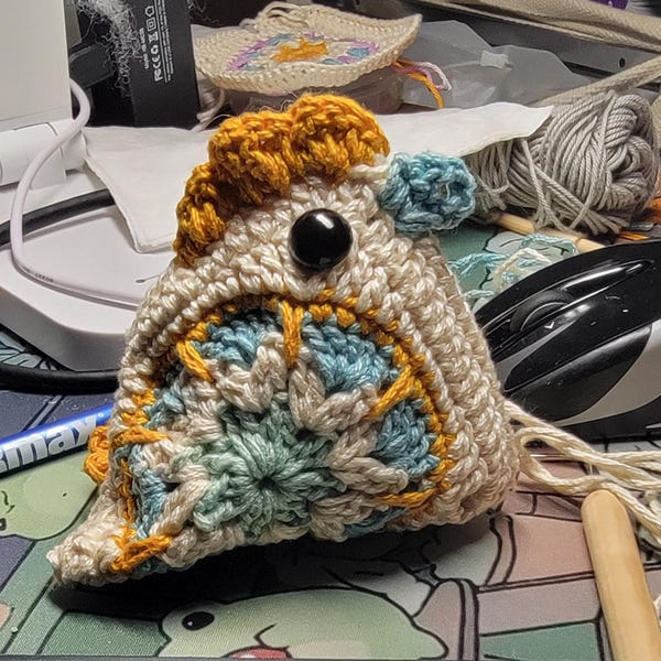 Granny Square Chicken Crochet Pattern · DIY Yarn Fiber Art Tutorial ...