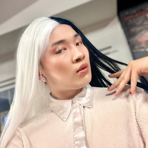 White Color Synthetic Lace Front Wig Heat Resistant Long Body Wave Drag ...