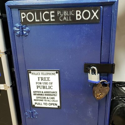 Police Box Door Sign 3d Printed - Etsy